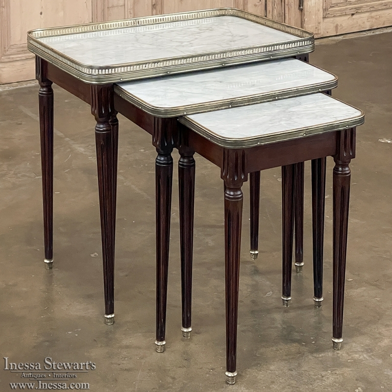 Antique French Louis XVI Mahogany Nesting Tables with Carrara Marble Tops