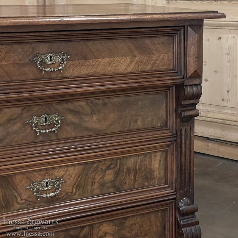 19th Century Dutch Neoclassical Chest of Drawers with Burl Walnut