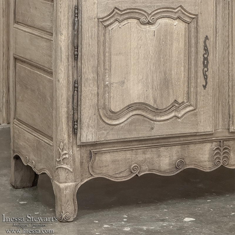 18th Century Country French Vaisselier Buffet in Stripped Oak